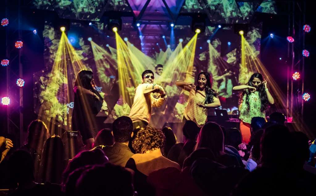 Wedding DJ, Private Events DJ & Corporate Events DJ Lighting Package